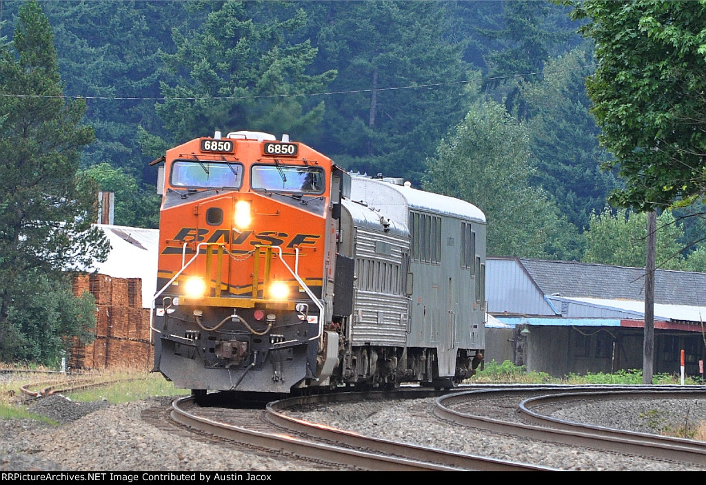 BNSF 6850